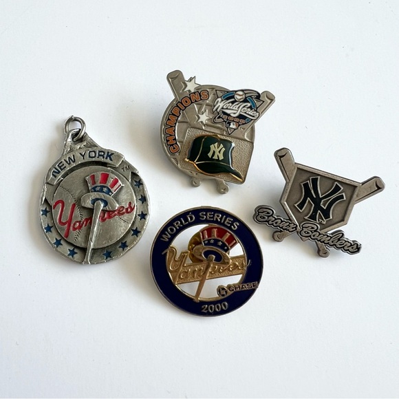 Other | Vintage New York Yankees Pins And Keychain 9s2000s | Poshmark